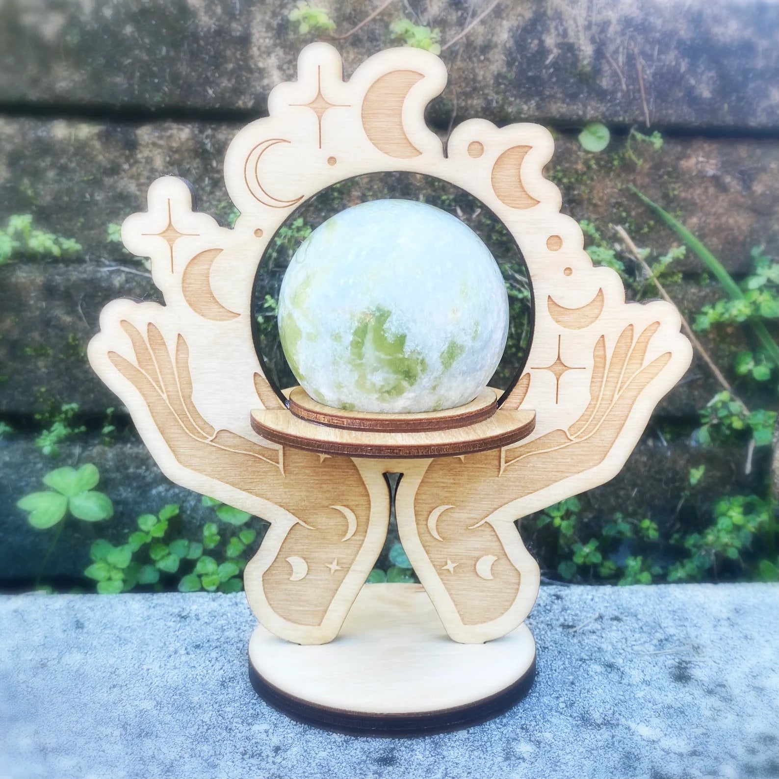 Celestial Hands Wooden Sphere Stand - Large – The Cosmic Exchange